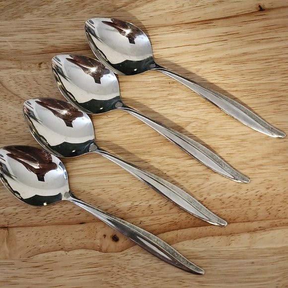 Oneida | Dining | Oneidacraft Textura Stainless 4 Soup Spoons Oneida ...